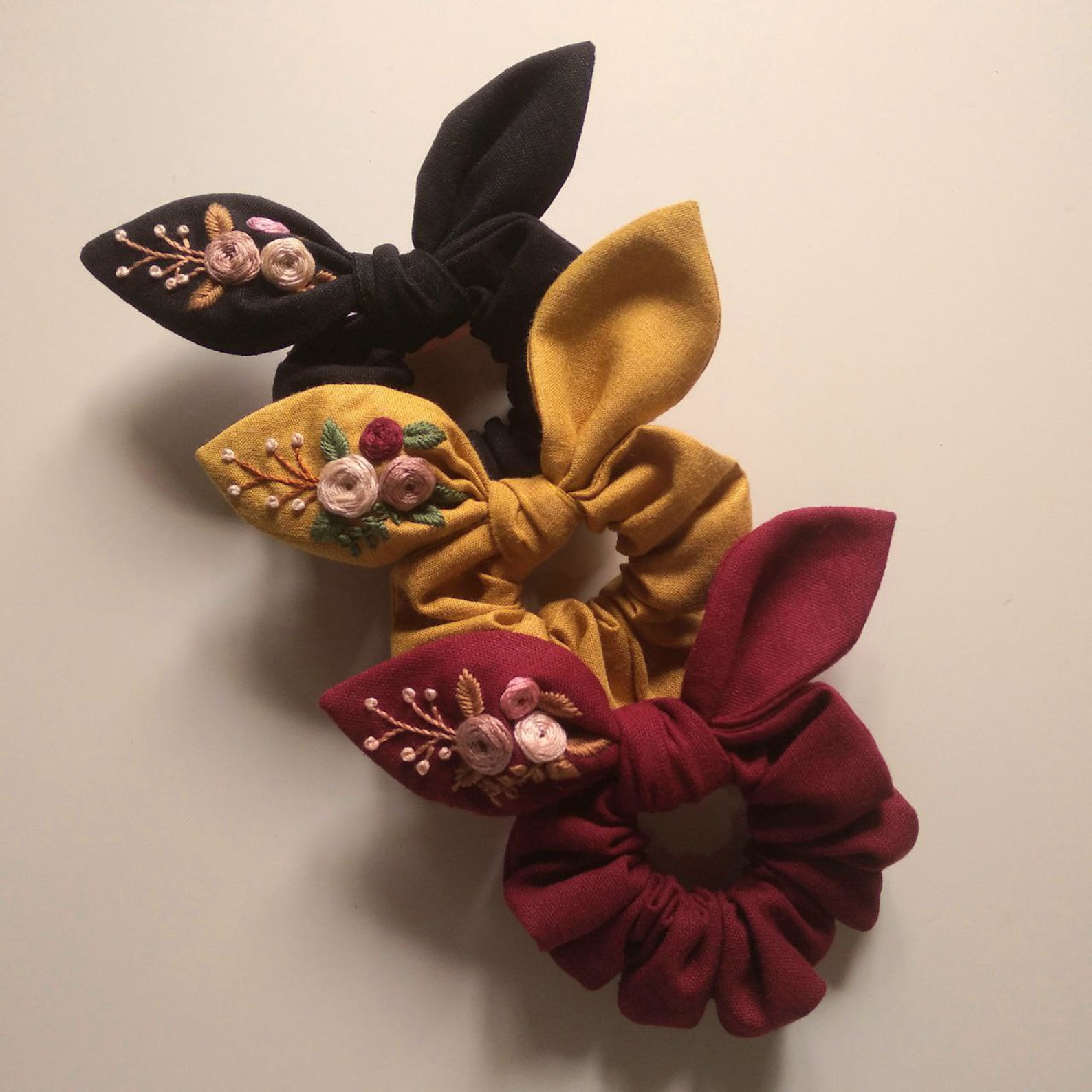 Embroidered Scrunchie Embroidered Hair Bow Linen Hair Bow - Etsy