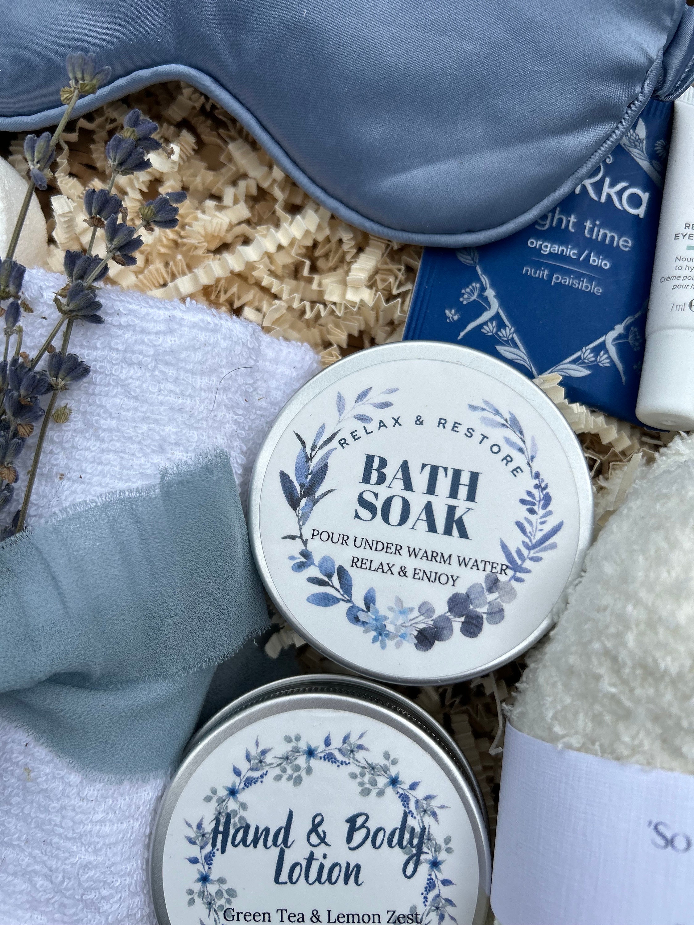 Bride-to-be Pamper Hamper Blue Luxury Spa Wedding Gift for Relaxation ...