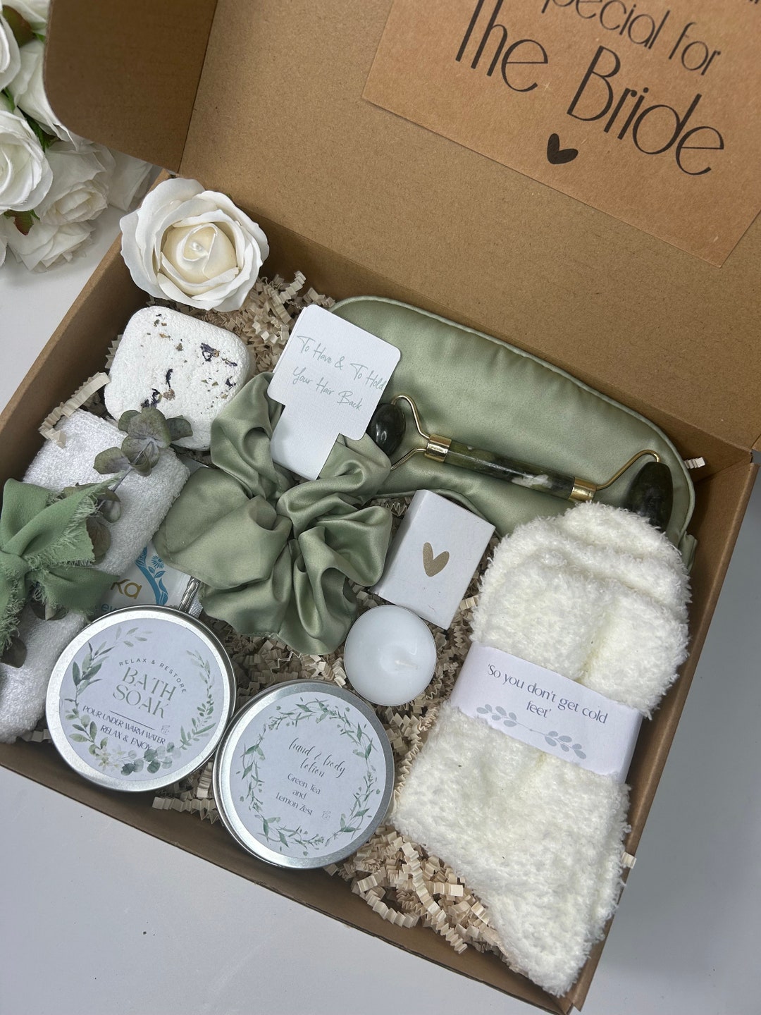 Bride-to-be Spa Gift Set - Sage Green Luxury Goodies for Relaxation ...