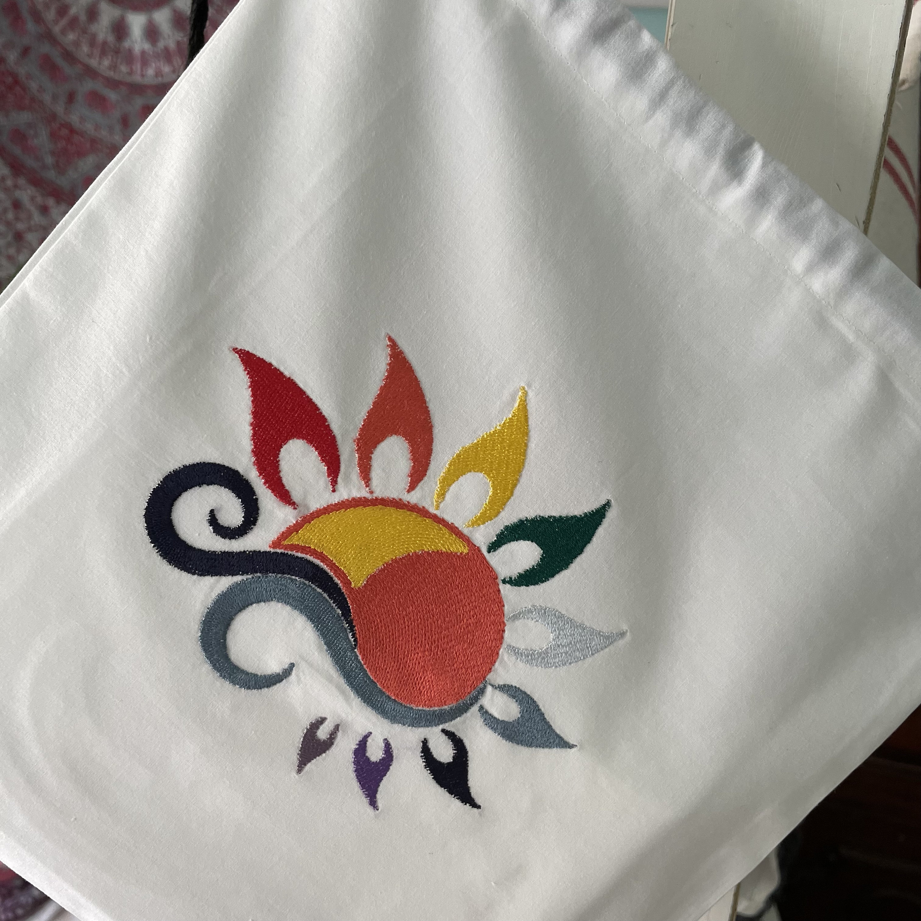 Sun Embroidery Design 7 Sizes Instant Download - Etsy