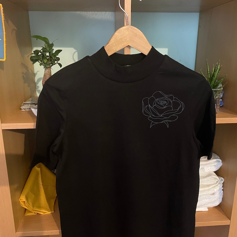 Rose Embroidery Design, One Line Embroidery Design, One Line Flower ...