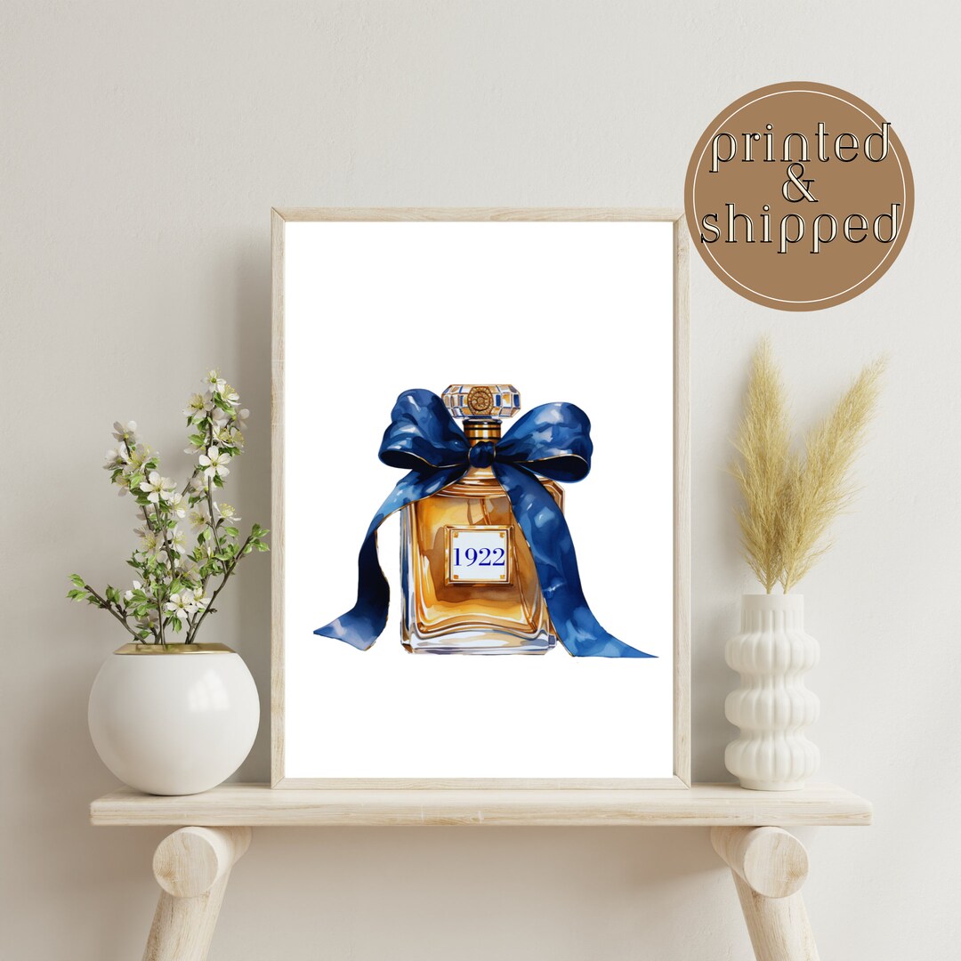 Sigma Gamma Rho1922 Vintage Perfume Bottle Watercolor Matte Vertical ...