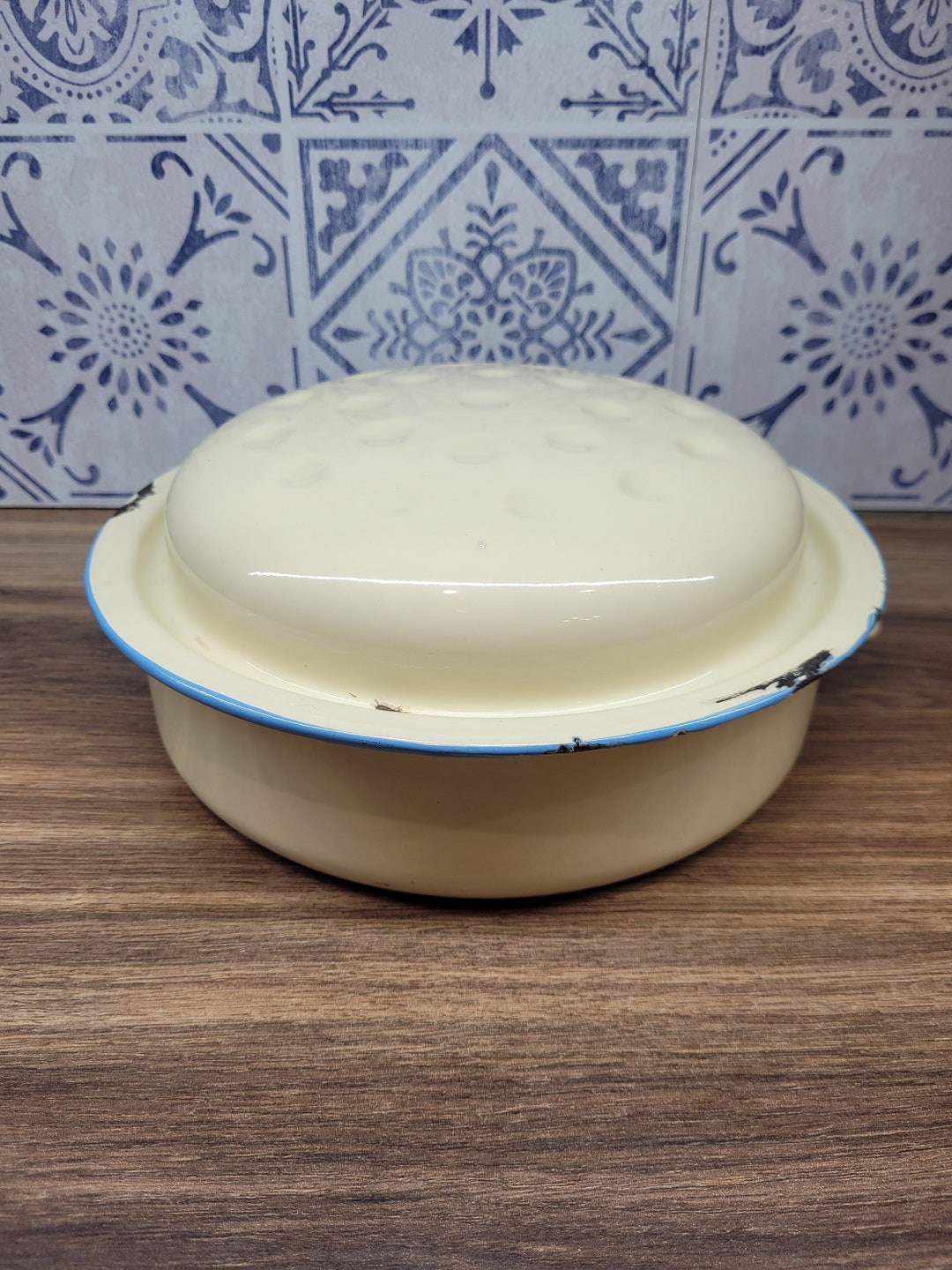 Enamel Tin Roaster - Enamel Quality Old Cream and Blue Colour Vintage ...