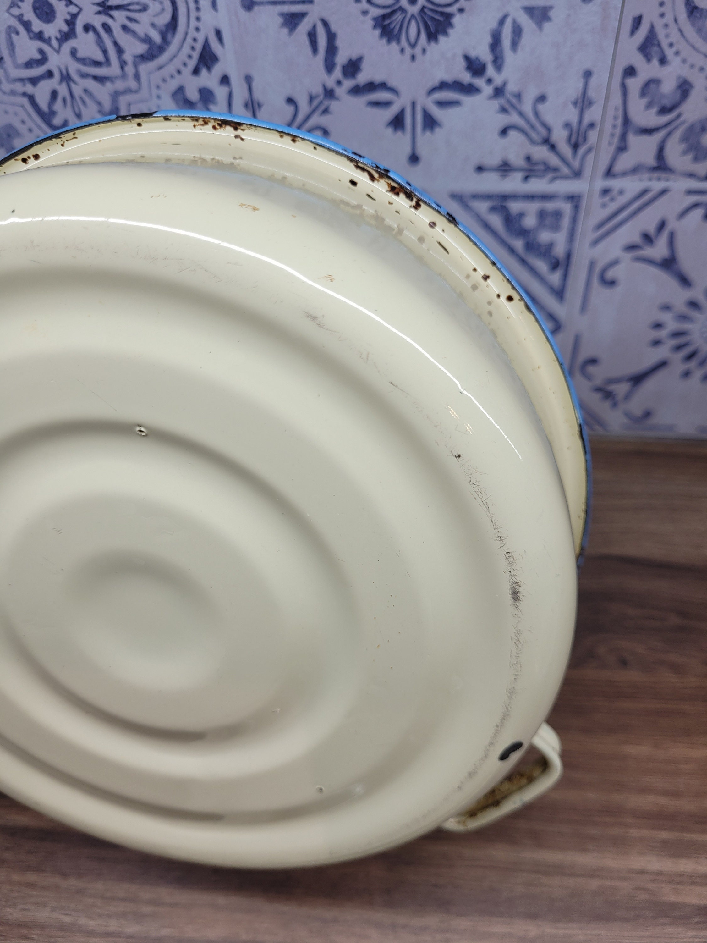 Enamel Tin Roaster Enamel Quality Old Cream and Blue Colour Vintage ...