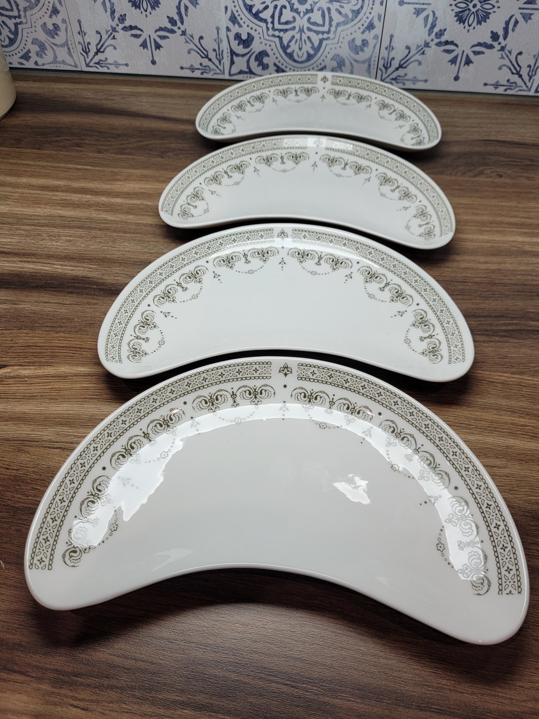 Half Moon Crescent Plates Vintage Wedgewood, Royal Tuscan - Etsy