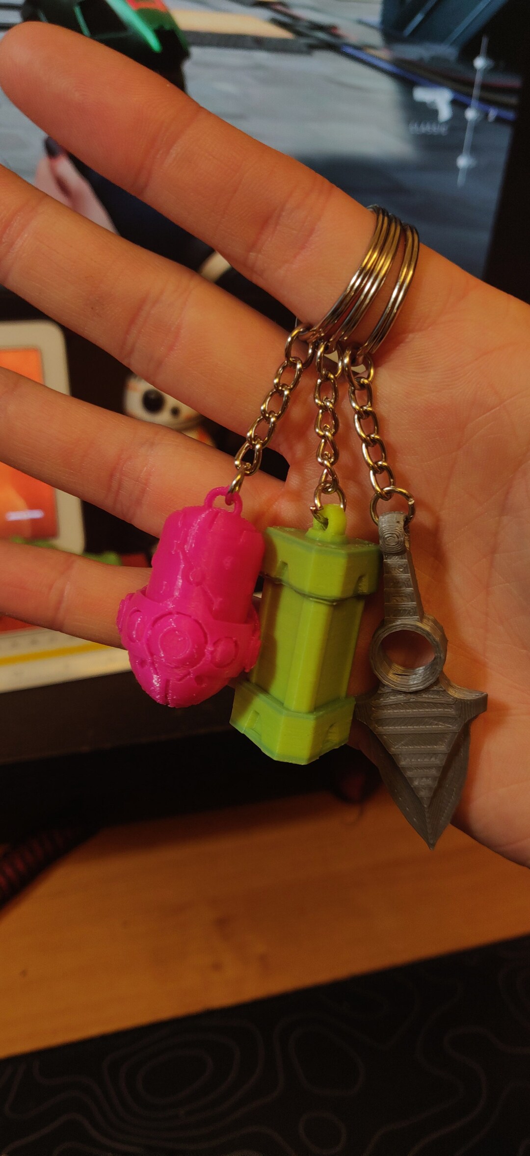 Valorant Gun Buddies Keychain - Killjoy Viper Jet Phoenix Keychain ...