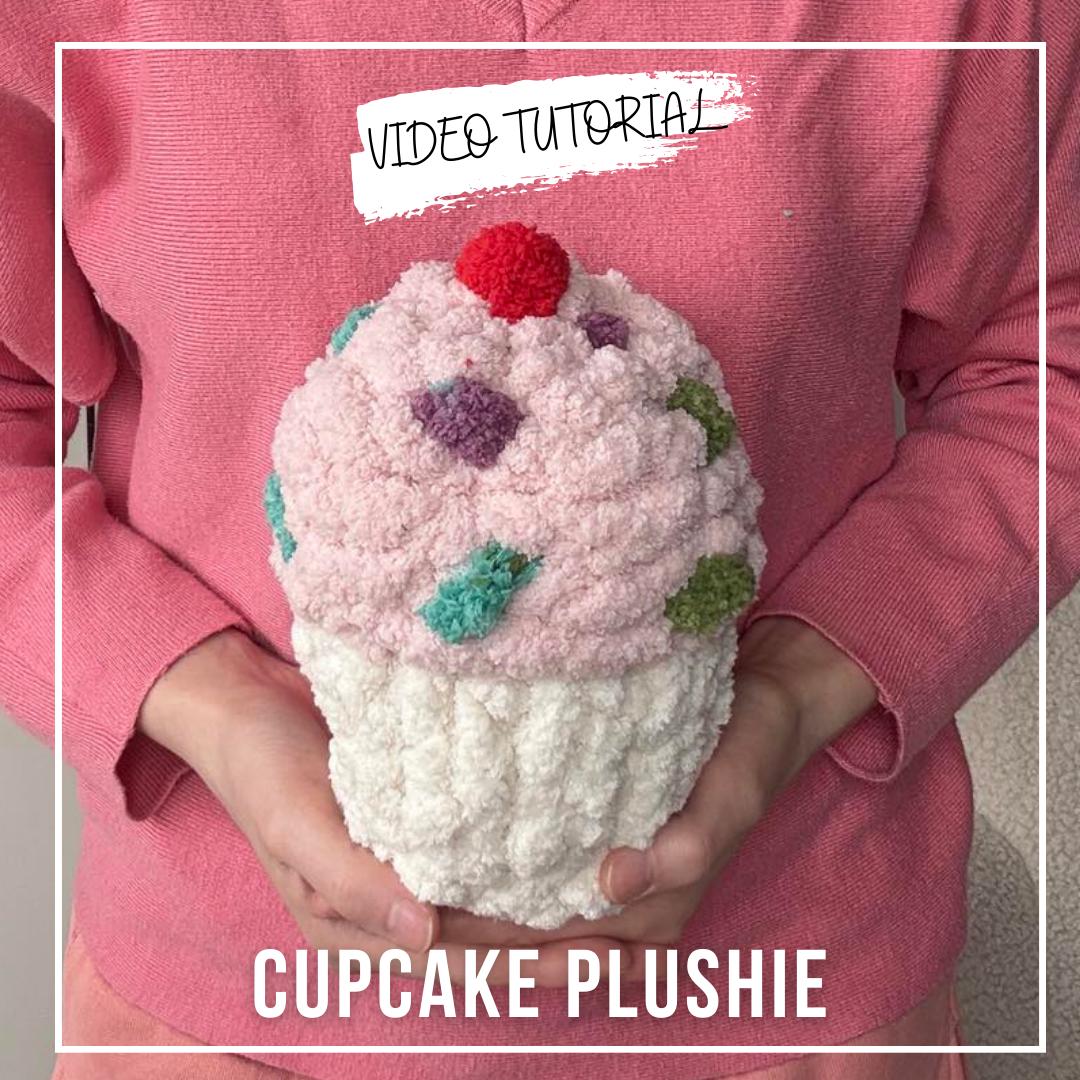 Finger Knitting Cupcake Plushie DIY Tutorial: Chunky Yarn Toy (digital ...