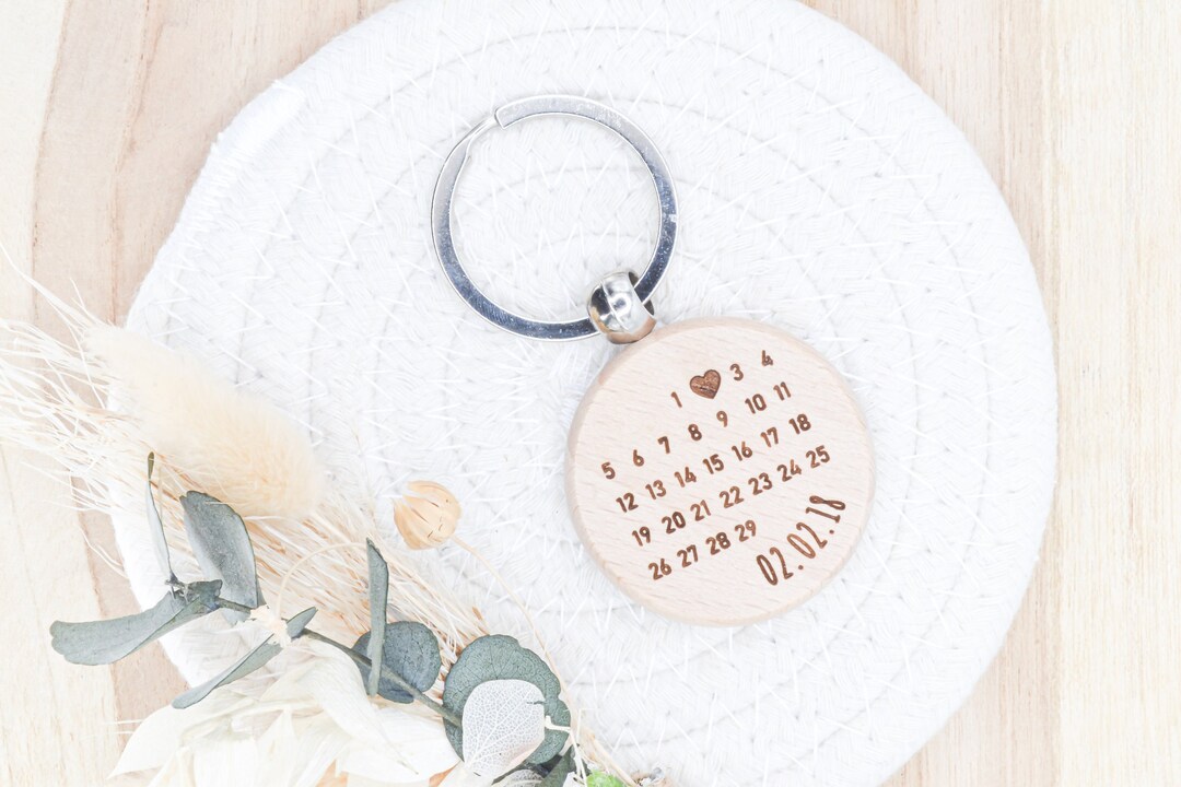 COUPLE Key Ring in Engraved Wood to Personalize Couple Gift, Valentine ...