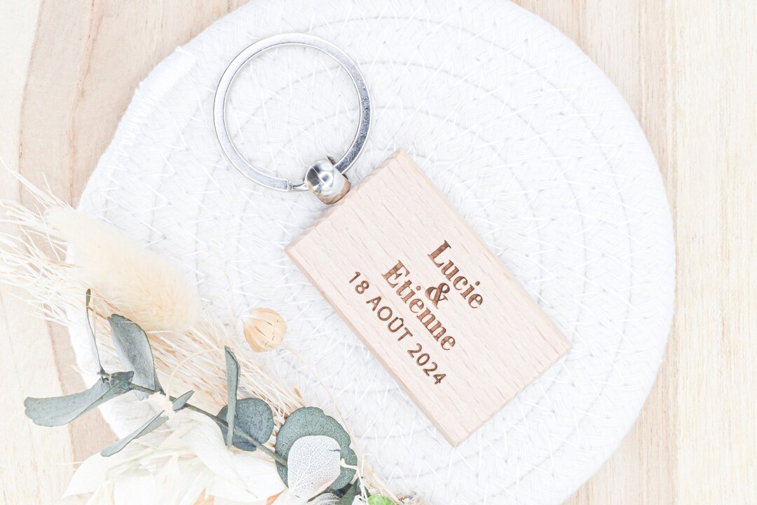 COUPLE Key Ring in Engraved Wood to Personalize Couple Gift, Valentine ...