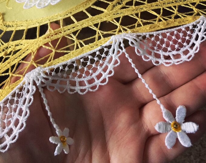 FSL Daisy Lace - Etsy