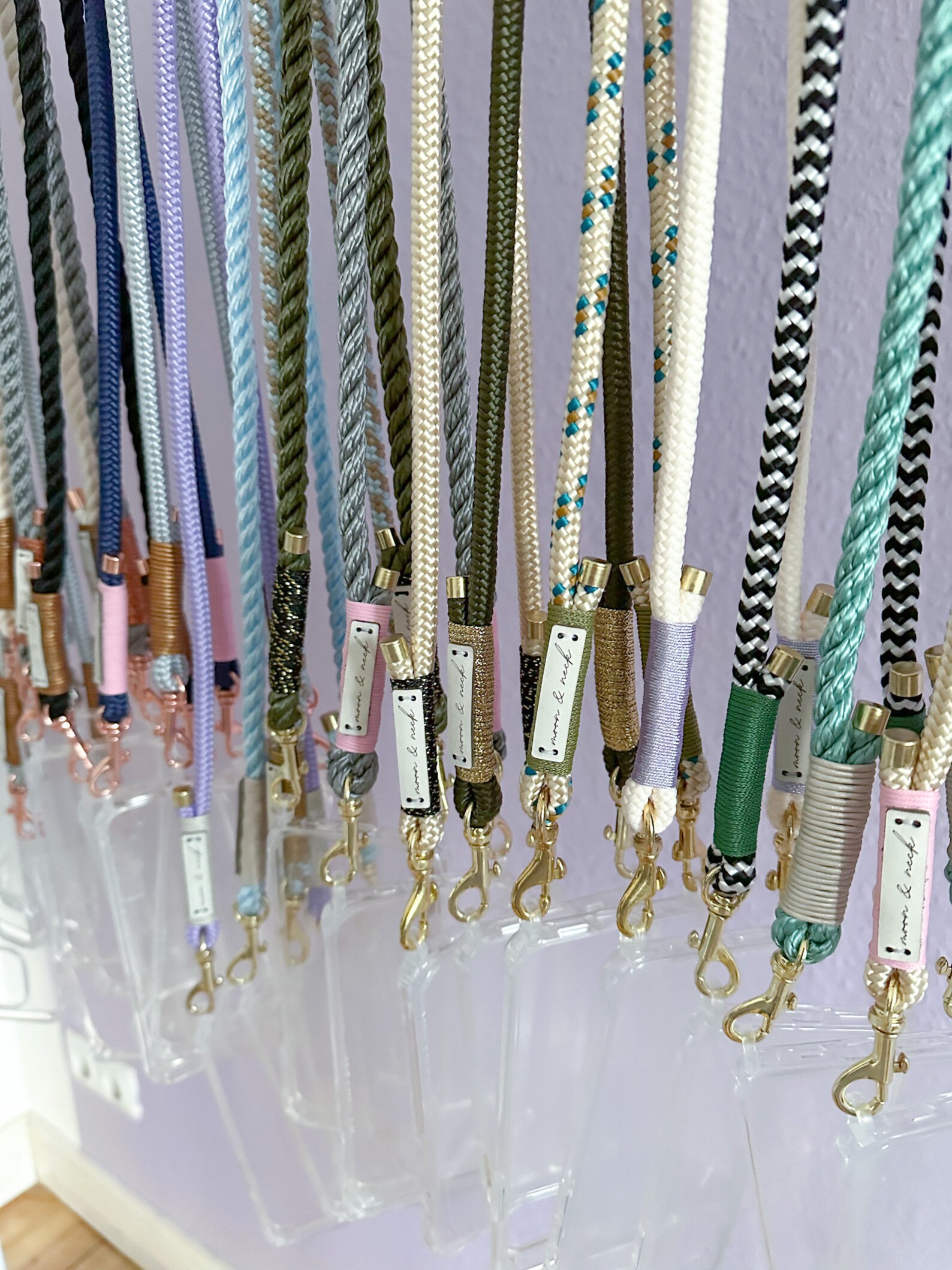 Mobile Phone Chain “barbie” in Pink With Gold Carabiner and Mobile ...