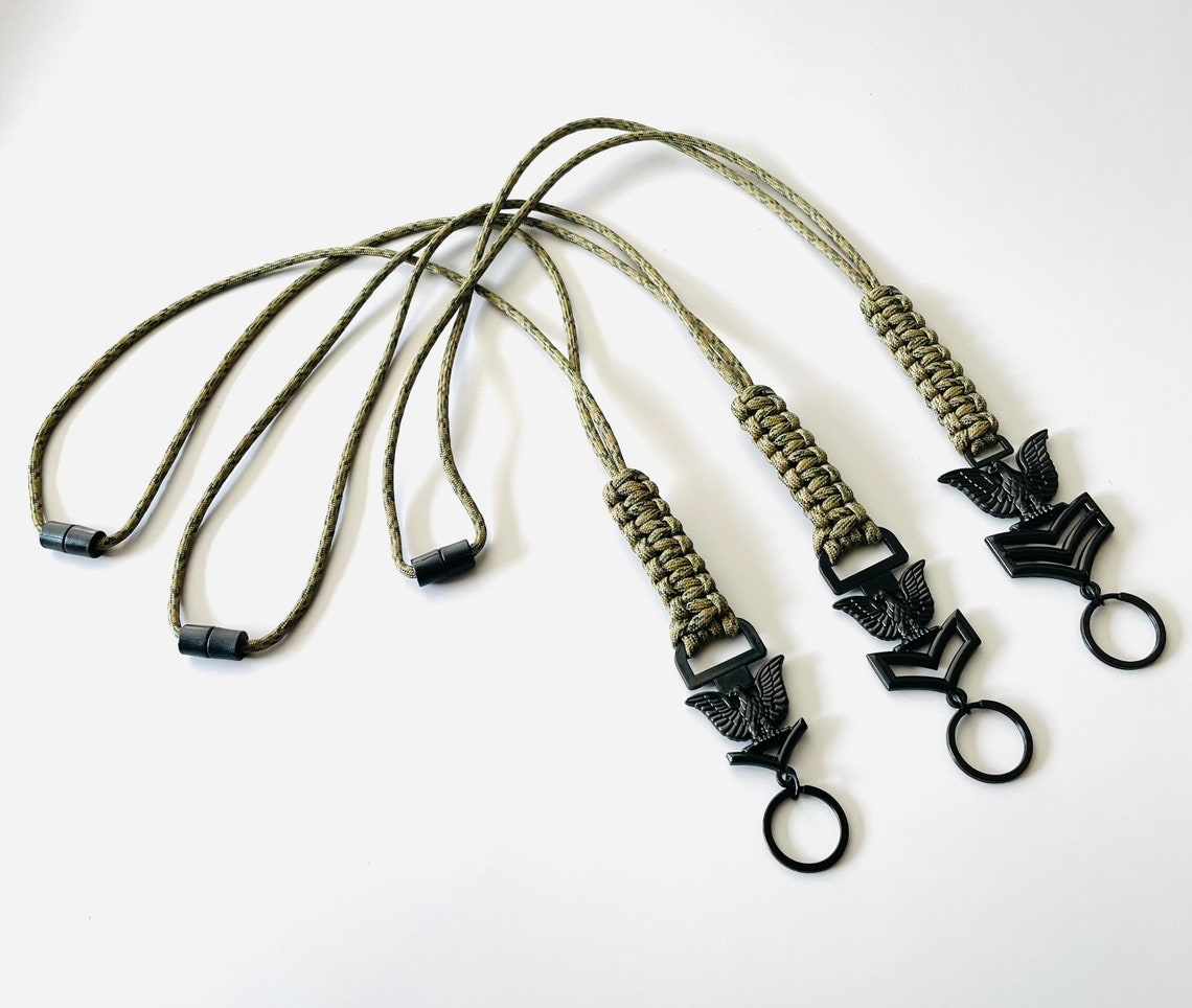 USN E4/E5/E6 Black Crow With Digital Multi Camo Paracord Neck - Etsy