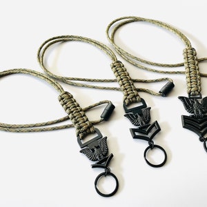 USN E4/E5/E6 Black Crow With Digital Multi Camo Paracord Neck Lanyard ...