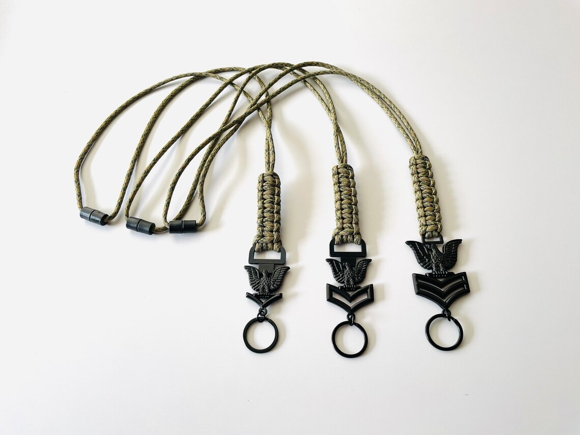 USN E4/E5/E6 Black Crow With Digital Multi Camo Paracord Neck - Etsy