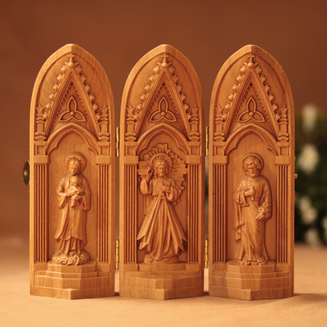 Portable Altar Our Lady of Lavang / Blessing of Jesus Christ / St ...