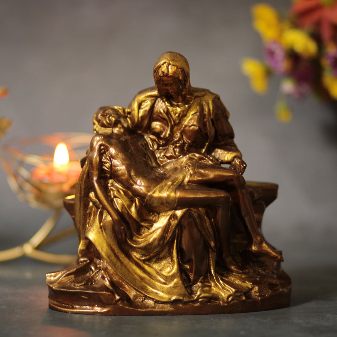 La Pieta by Michelangelo Wooden Statue Vintage Style Madonna Jesus ...