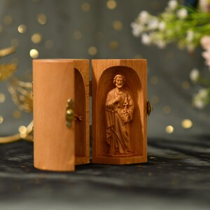 Wooden Solid Catholic Altar in Box, Wood Carving Catholic Icons,wooden ...