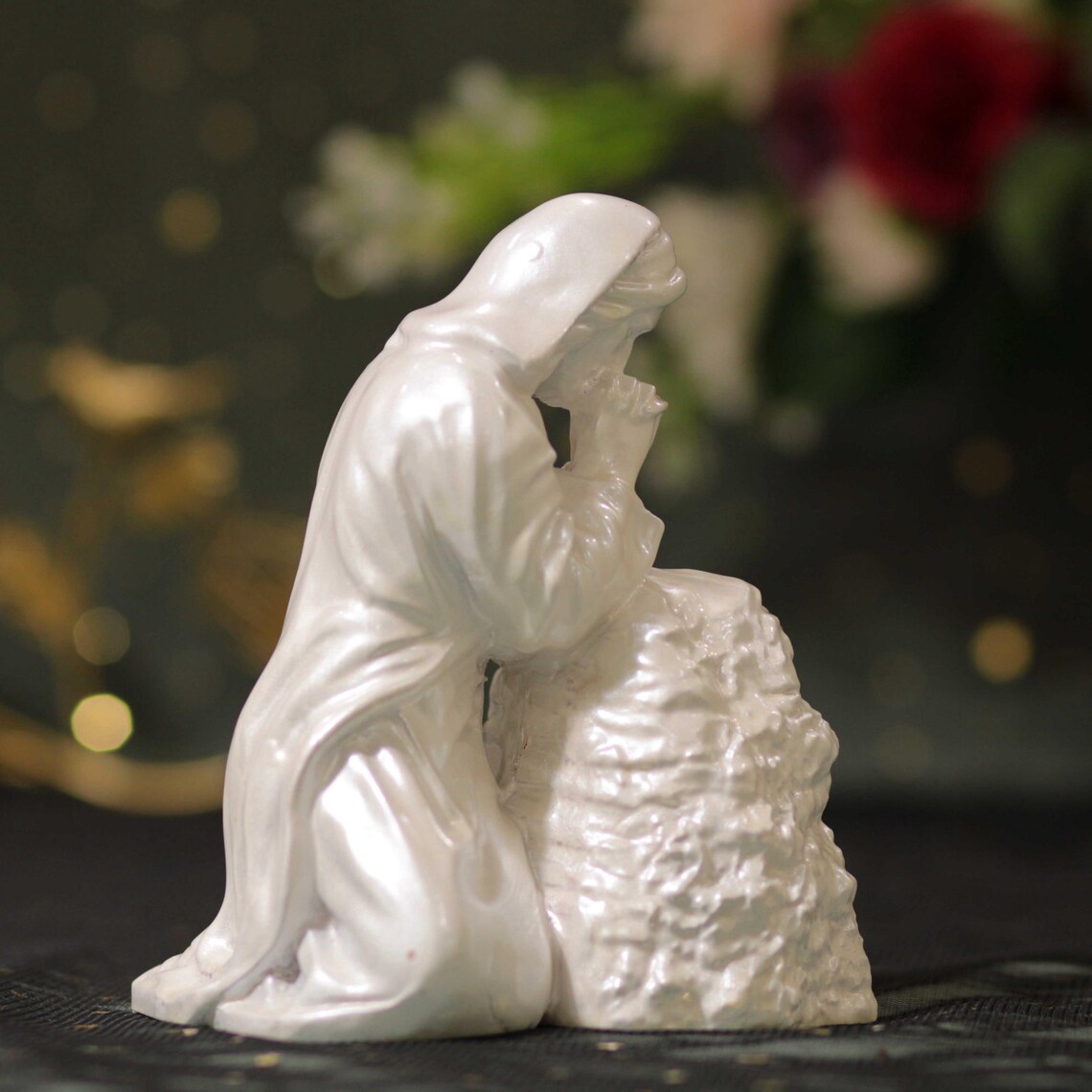 Jesus Praying in Gethsemane Wooden Statue – Pearl White Style ...