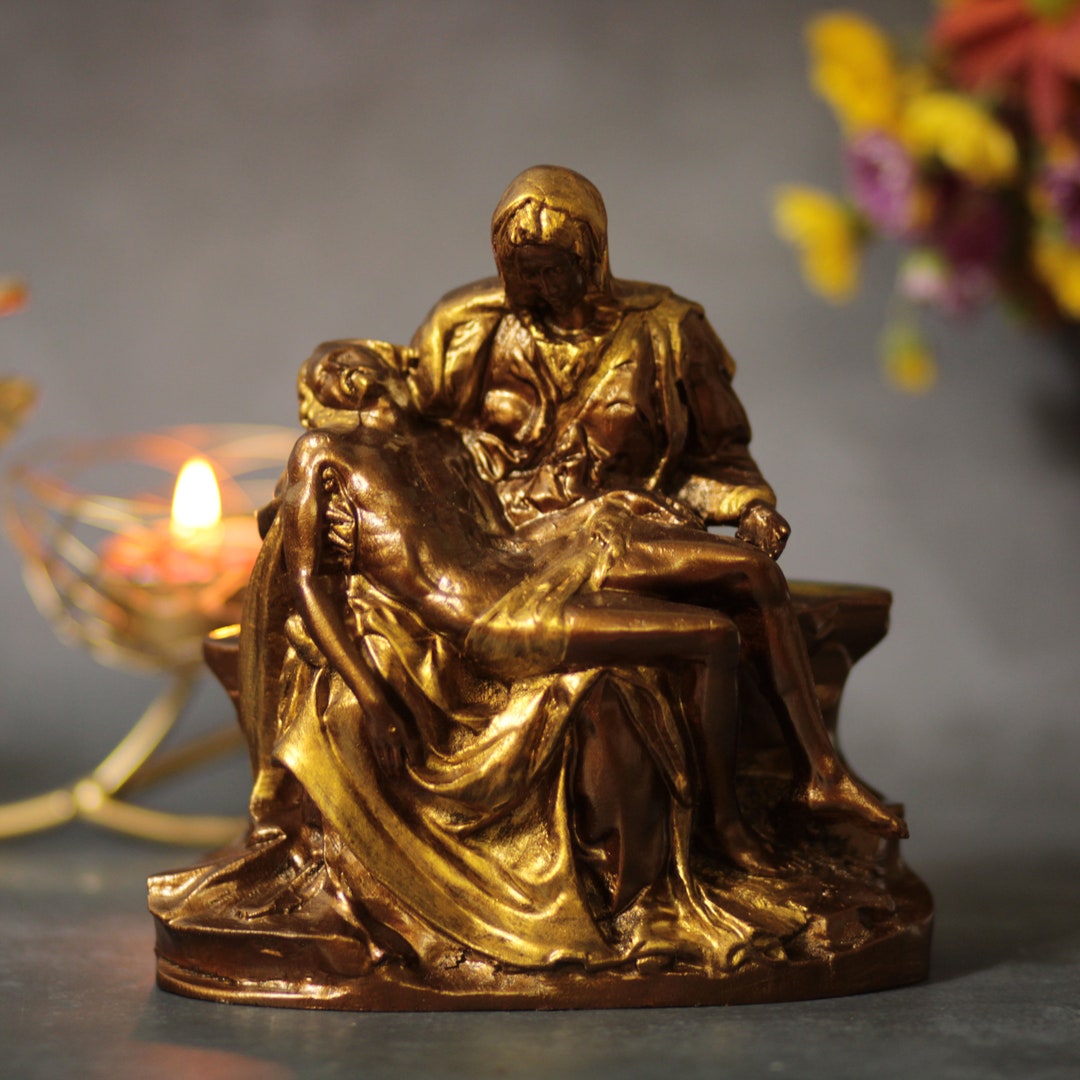 La Pieta by Michelangelo Wooden Statue Vintage Style Madonna Jesus ...
