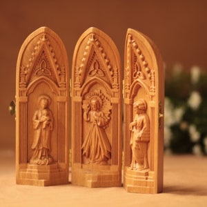 Portable Altar Our Lady of Lavang / Blessing of Jesus Christ / St ...