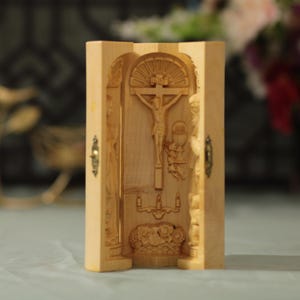 Handmade Portable Altar Jesus Christ | St. Matthew| Ave Maria Home ...