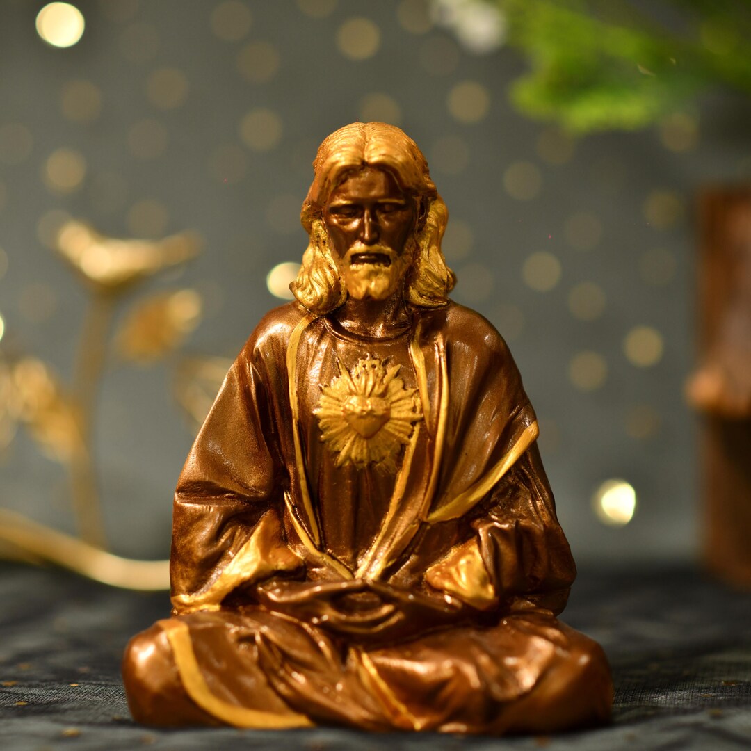 Sacred Heart of Jesus Christ Statue in Contemplation Statue Holy ...