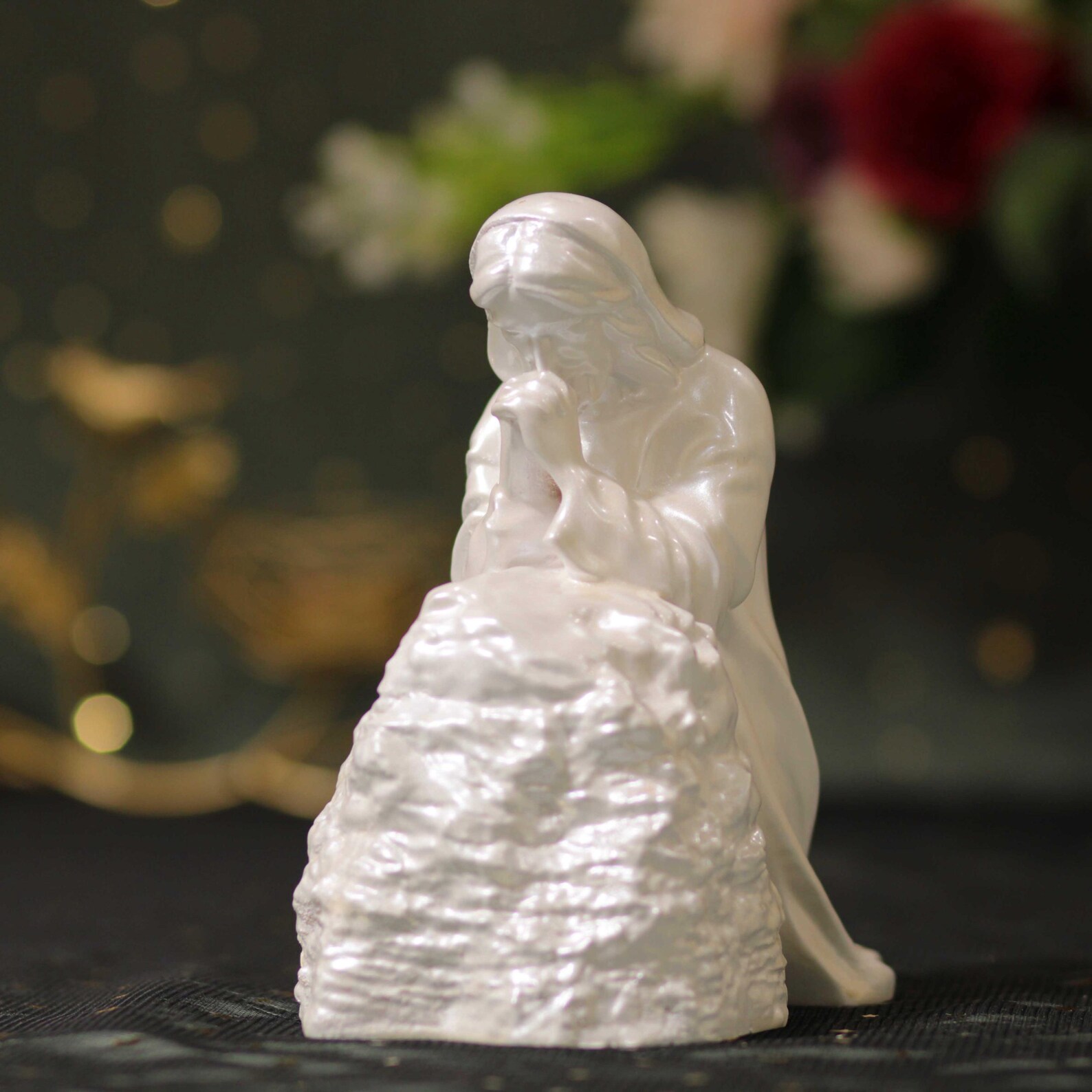 Jesus Praying in Gethsemane Wooden Statue – Pearl White Style ...