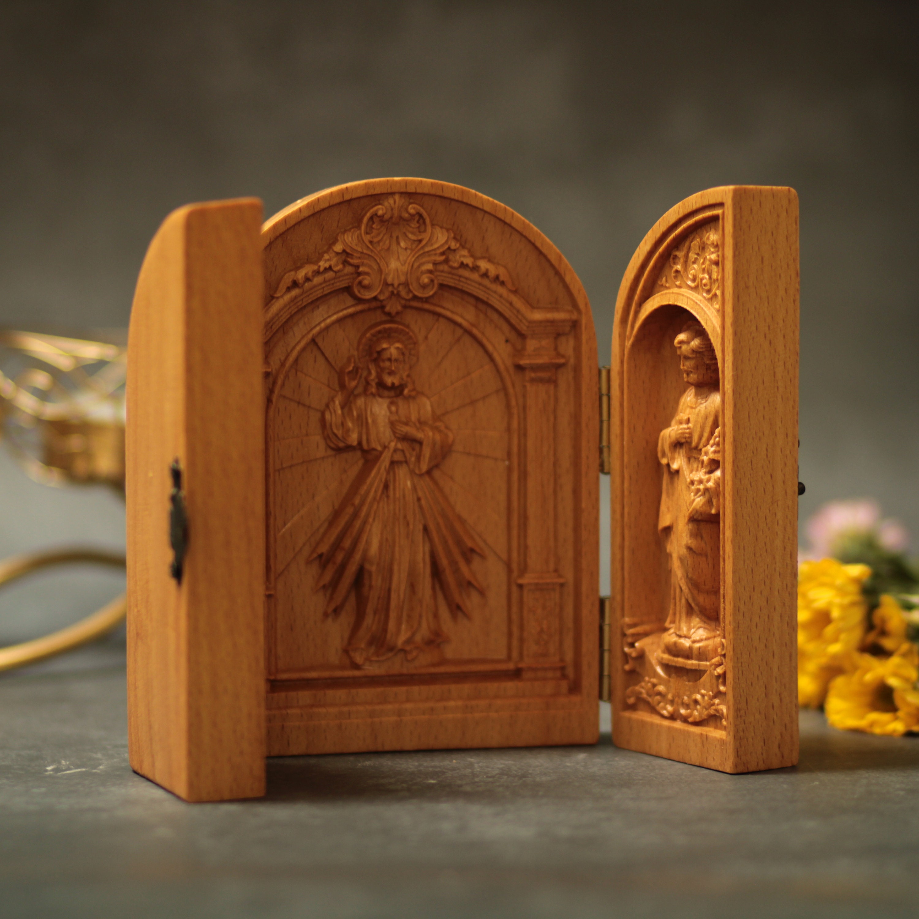 Wooden Triptych Altar for Family-Free Engarving-Wooden Religious Gifts ...