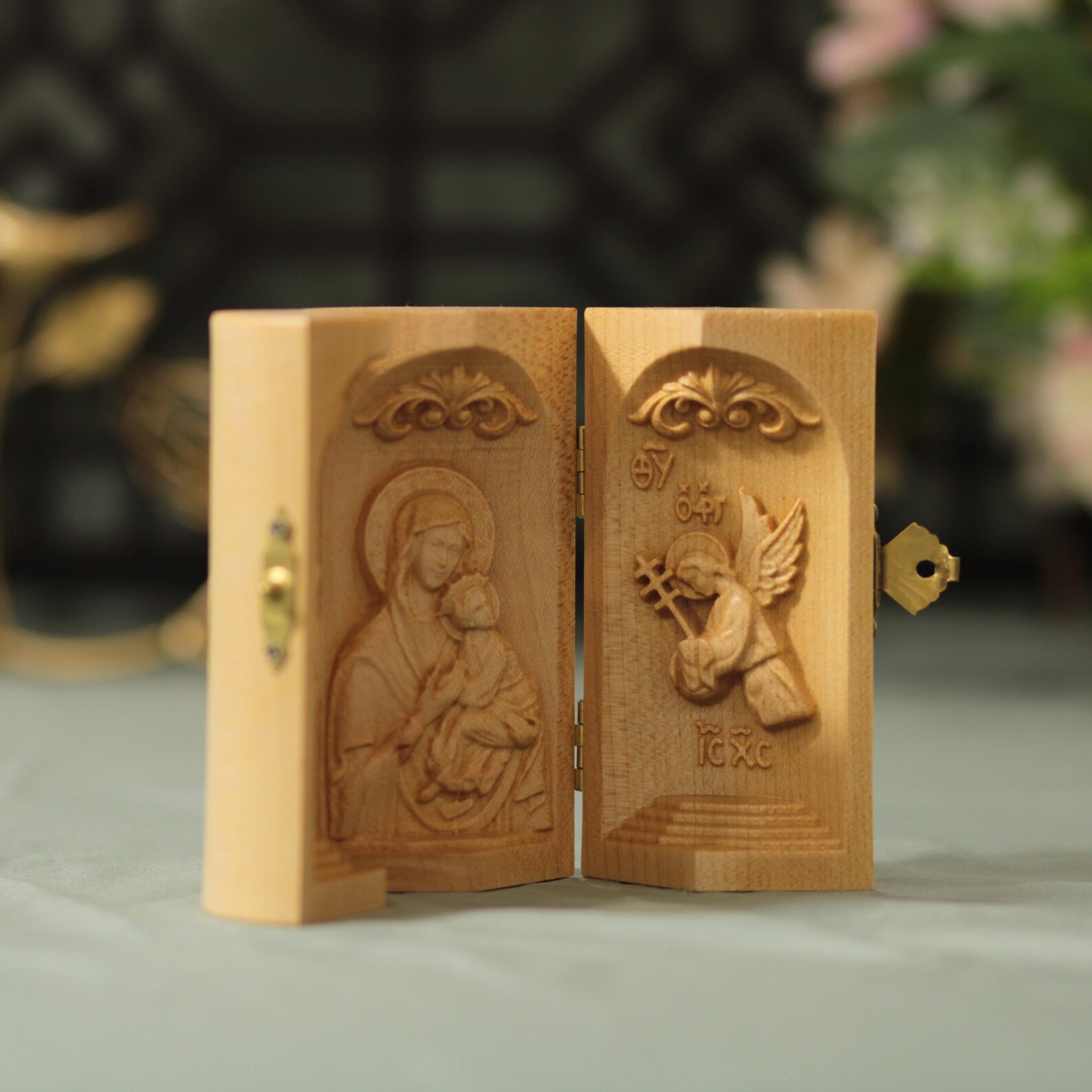 Catholic Triptych Portable Altar Mini Catholic Altar Triptych Prayer ...