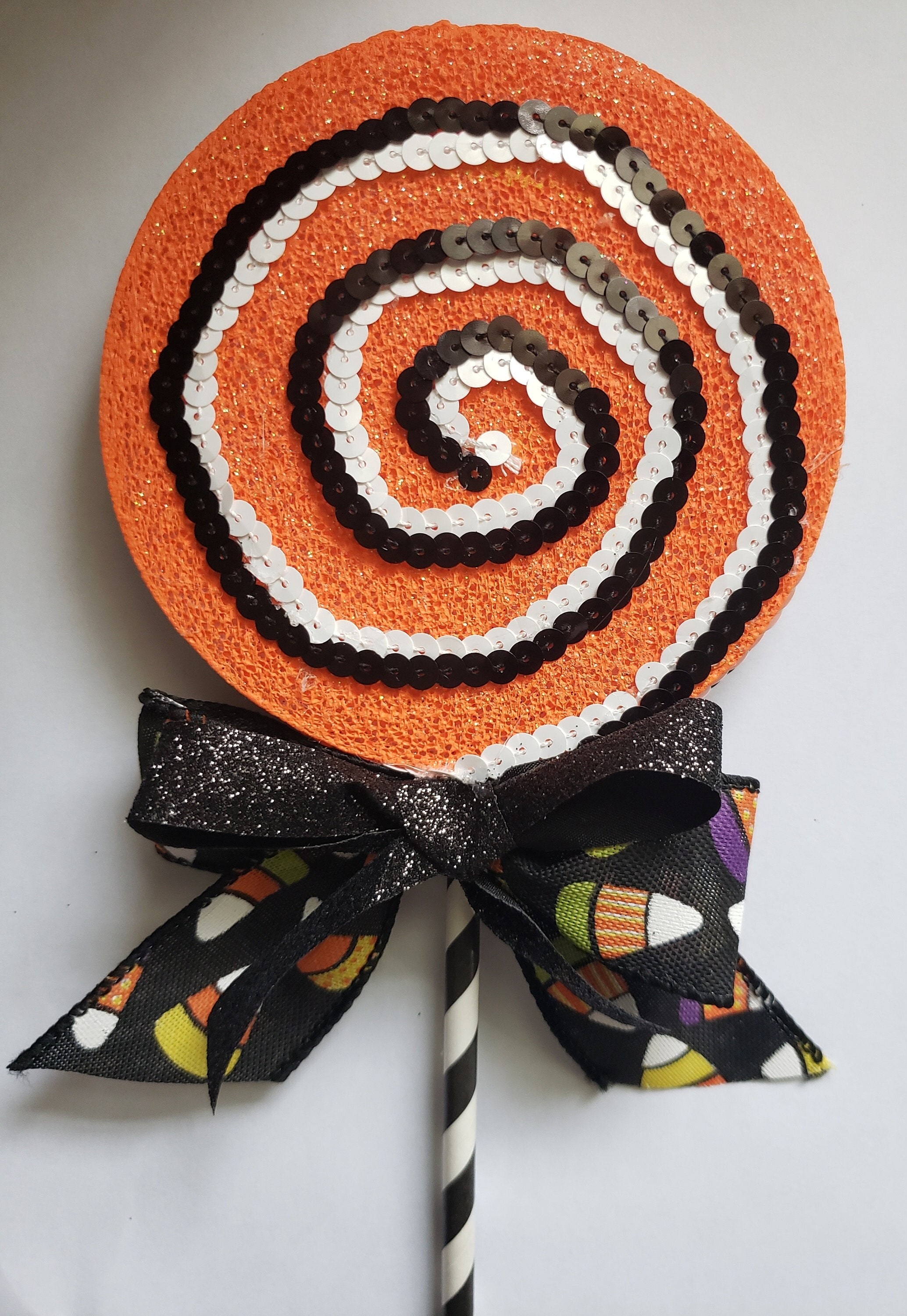 Halloween Swirl Lollipops