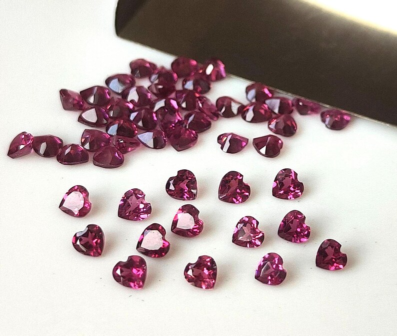 4 Mm Pink Rodholite Garnet Heart Cut, Natural Pink Garnet 4x4mm Heart ...