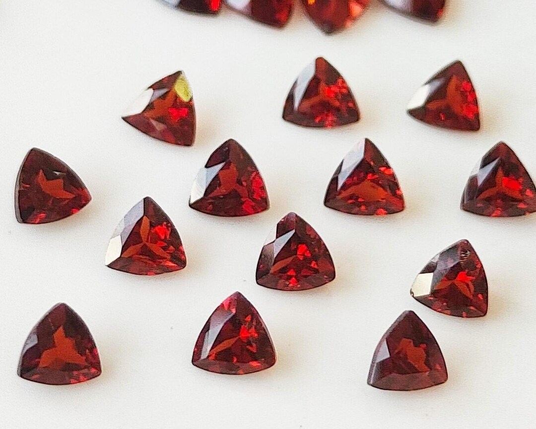 10 Mm Red Garnet Trillion Cut, Natural Garnet 10x10mm Trillion Cut ...