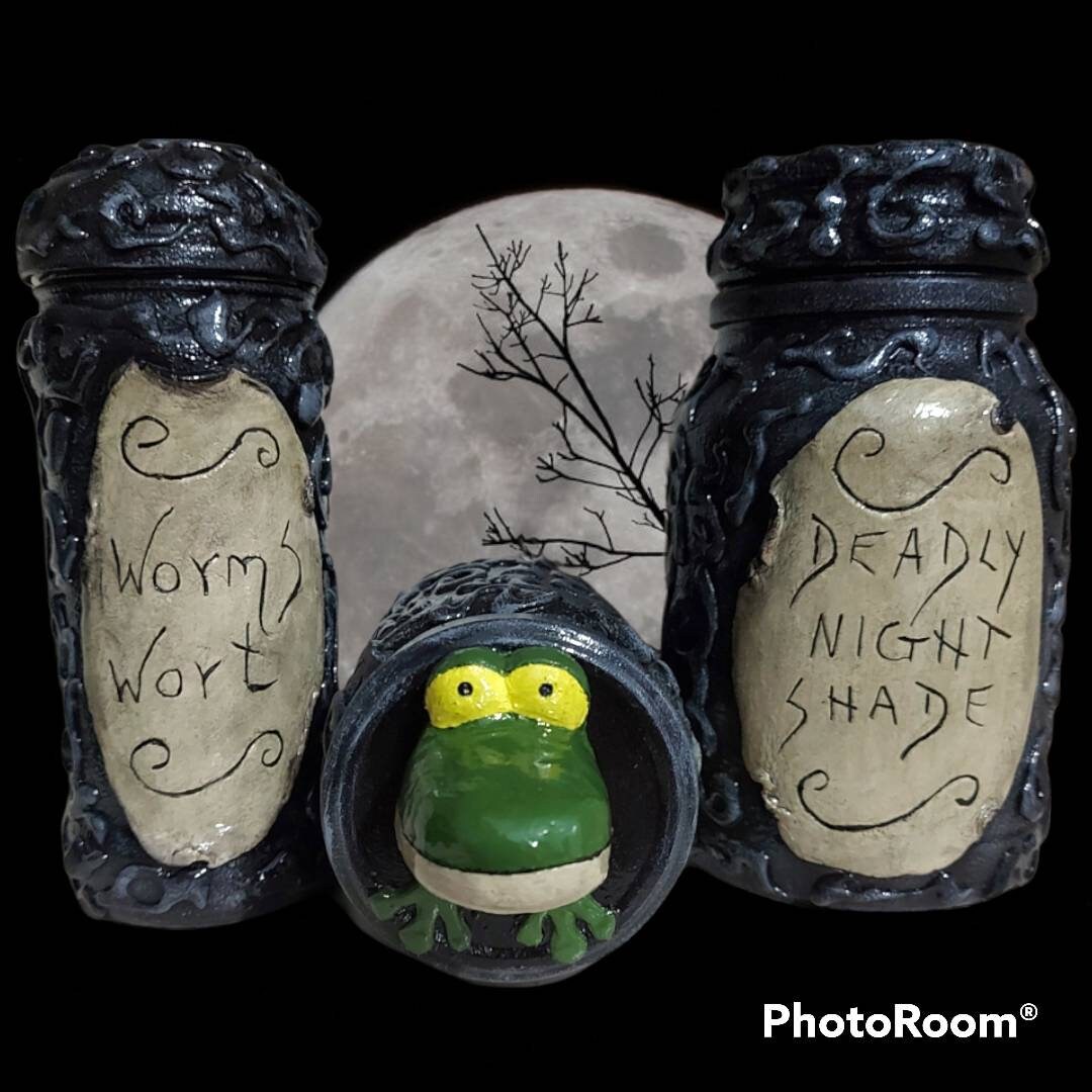 Deadly Nightshade, Frogs Breath and Worms Wort Jars - Etsy UK
