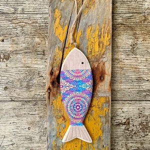 Hanging Wooden Hand Decorated Fish Decoration 2 Designs Coastal Decor ...
