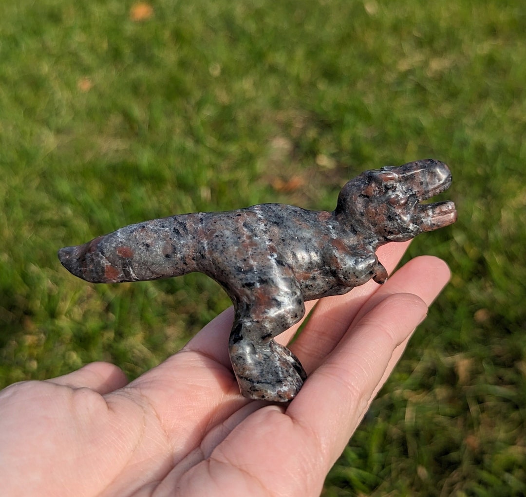 Yooperlite T-rex Dinosaur Carving With UV Reactive Fire Flash - Etsy