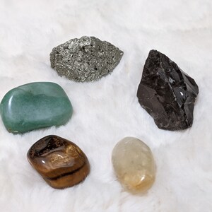 Manifest Wealth and Luck: Set of Tumbled/raw Stones (green Adventurine ...