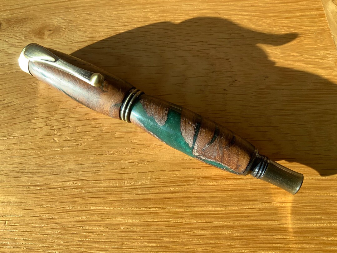 Bespoke Handmade Fountain Pen Rustic Design Oak With Forest Green ...