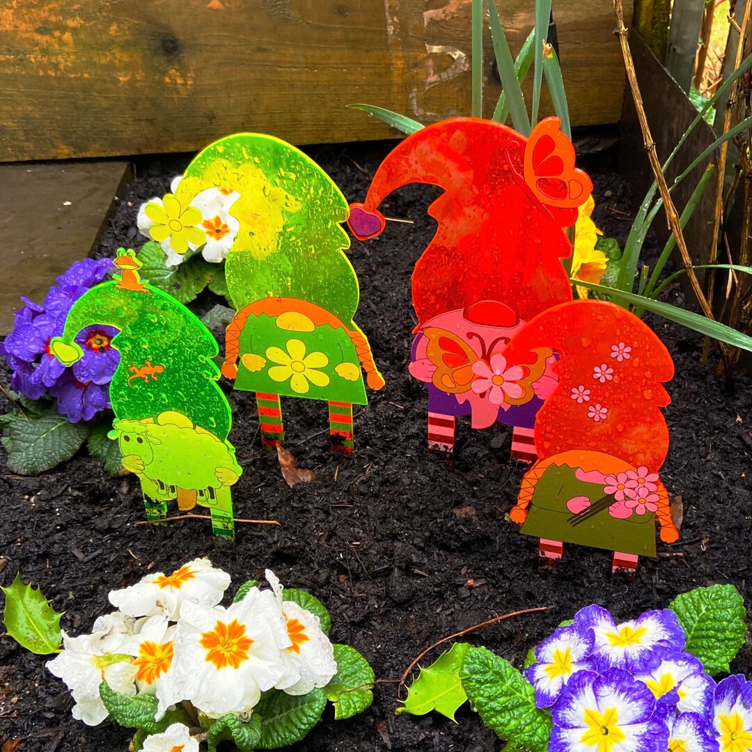Suncatcher Gonk Family Garden Stakes: Glowing Garden Decor (set of 4 ...