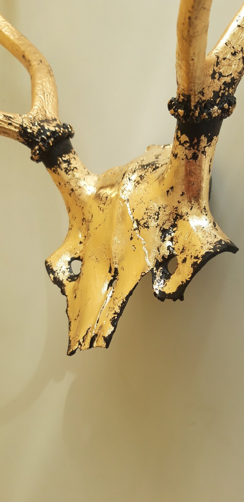 Real Stag Skull - 24k Gold Leaves - Etsy