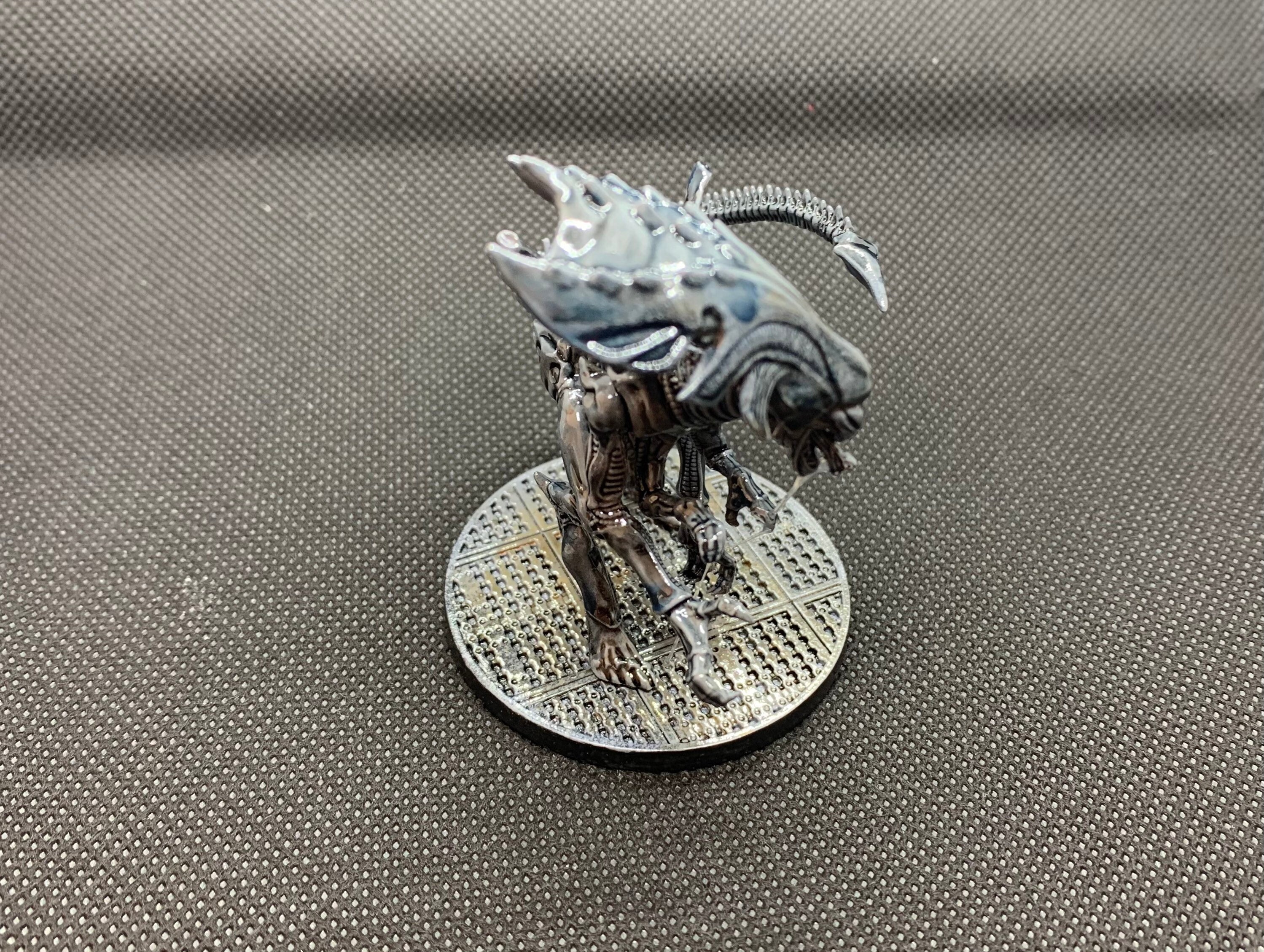 Gale Force Nine Alien Queen Xenomorph Another Glorious Day in the Corps ...
