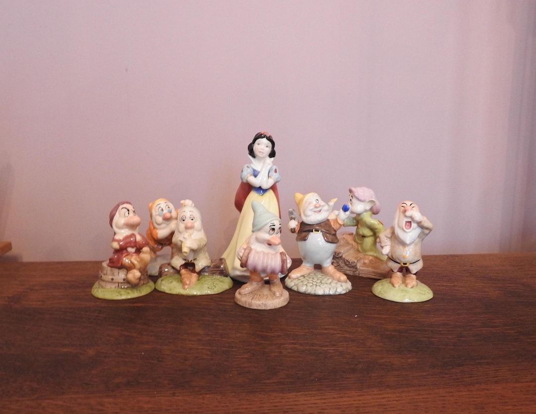Royal Doulton Disney Showcase Collection Snow White & the Seven Dwarfs - Etsy