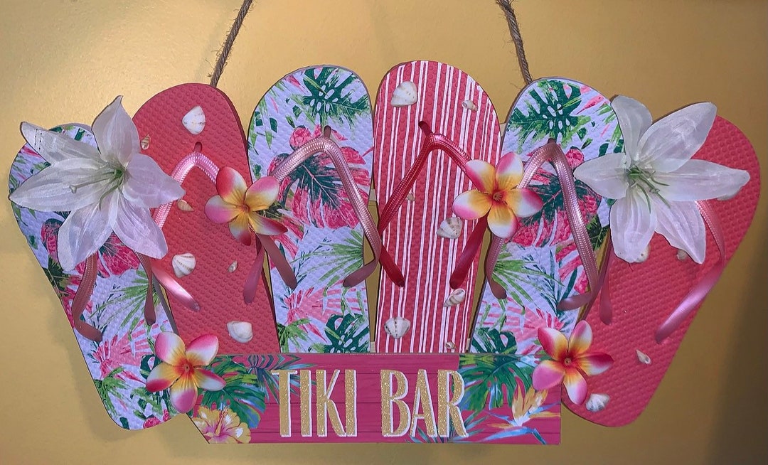 Tiki Time Flip Flop Door Wreath - Etsy