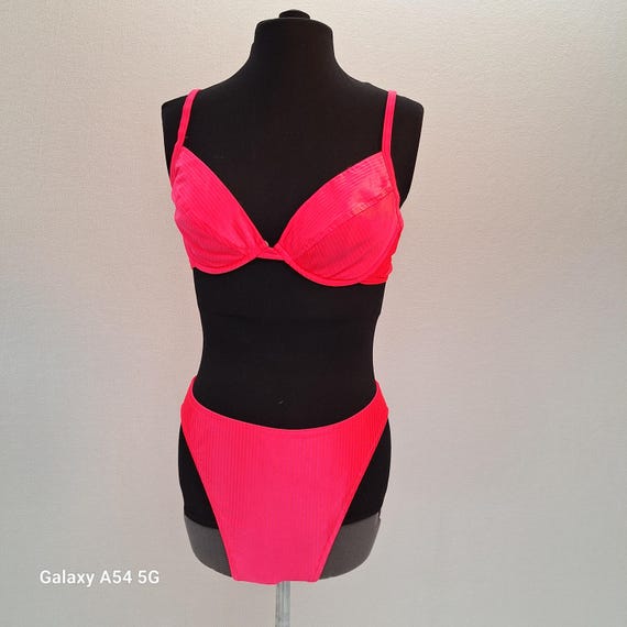 Oh So HOT pink 1980s-90s CATALINA Bikini Excellent! C… - Gem