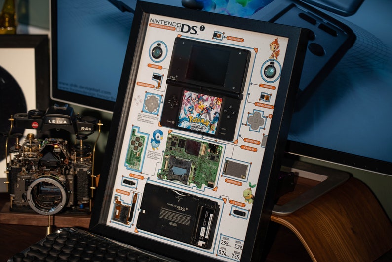 Disassembled Nintendo Dsi Frame Art, Deconstructed Dsi Teardown ...