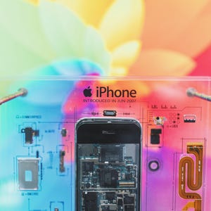Original iPhone 2007 Teardown Art, First-generation iPhone Display ...