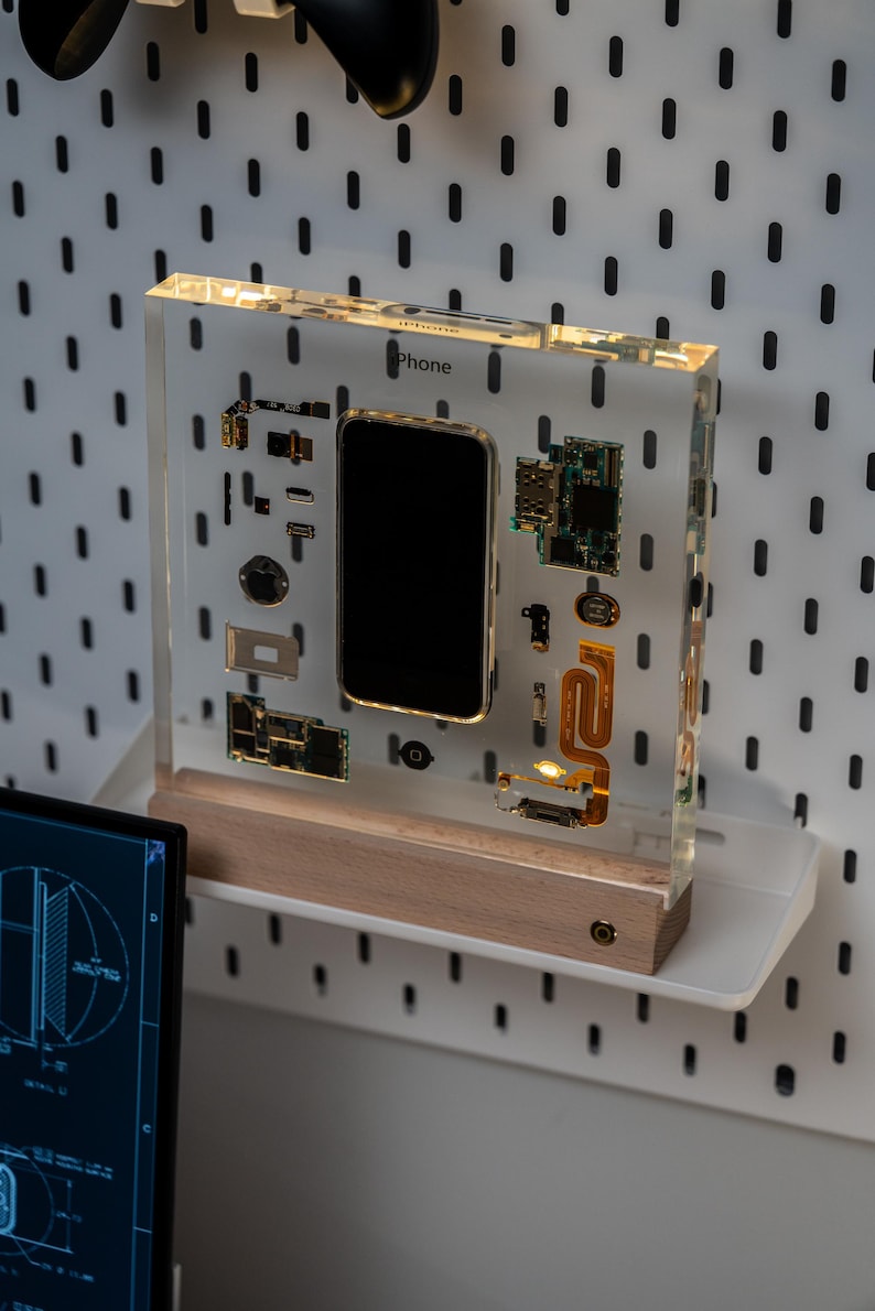 Disassembled iPhone 1st Gen Art With Frame (resion Edition ...