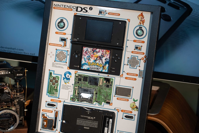 Disassembled Nintendo Dsi Frame Art, Deconstructed Dsi Teardown ...