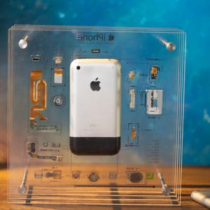 Original iPhone 2007 Teardown Art, First-generation iPhone Display ...