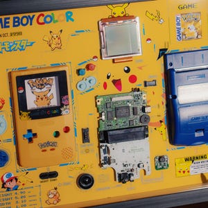 Disassembled Gameboy Color Frame, Disassemble Game Art, GBC Teardown ...