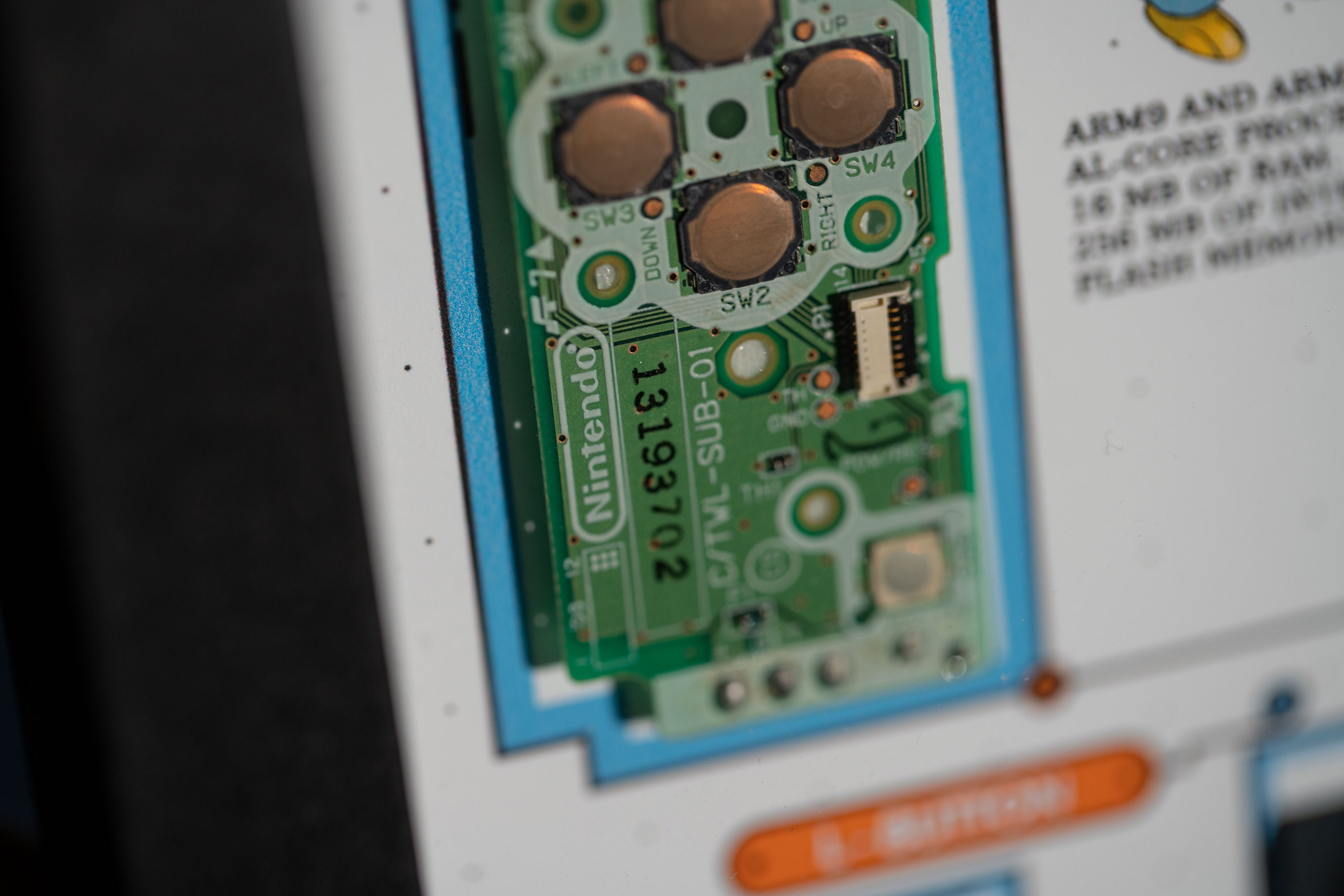 Disassembled Nintendo Dsi Frame Art, Deconstructed Dsi Teardown ...